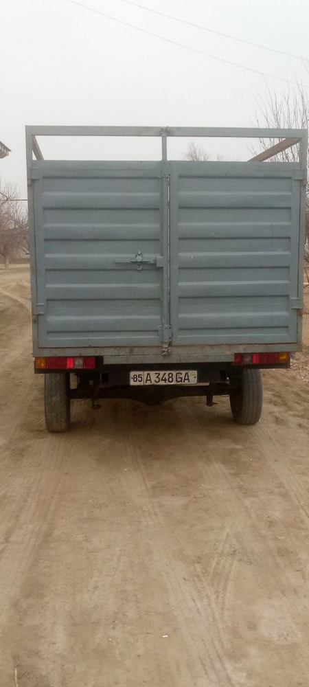Ford sotiladi yil 92