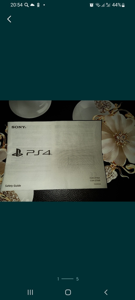 Продаётся PlayStation 4
