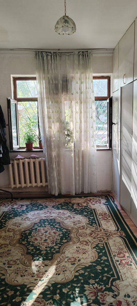 Продаётся 2/1/4 62м². Олмазарский район.Кора камыш 2/1