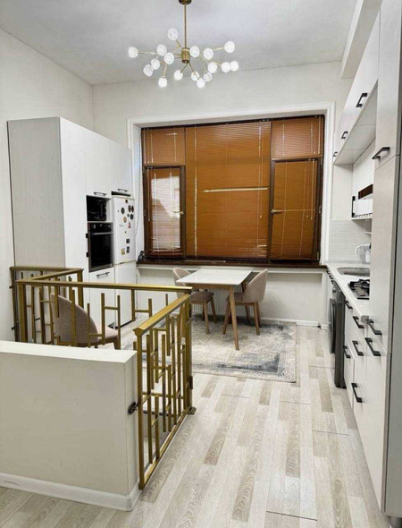 Продается Евро дом ориентир ул. Шамс Кулол 280м2