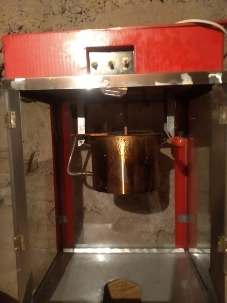 Popcorn aparat sotiladi