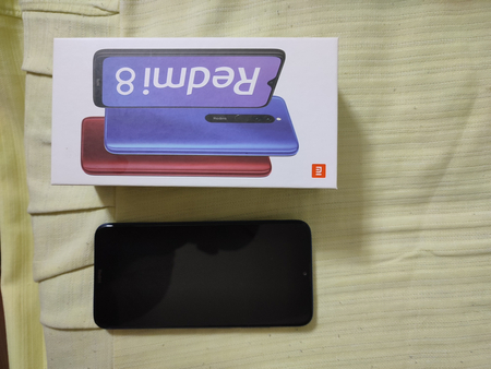 Срочно продаю Redmi 8  3/32 Гб
