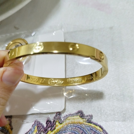 Cartier браслет ва узук 18 размер