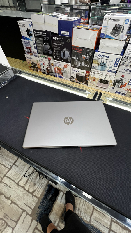 Hp 250 G10 i7-1355U 8/512 15,6 FHD Backlit FingerPrint