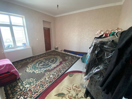Ховли уй сотилади