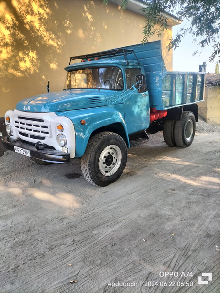 Zil 130 sotiladi realniy oladiganlar tel qilsin