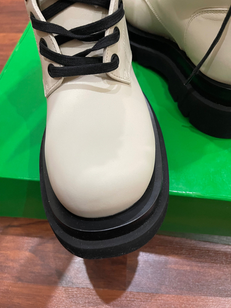 Ботинки на шнуровке Lug Bottega veneta, оригинал