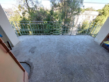 Продается квартира             ( 17 )
