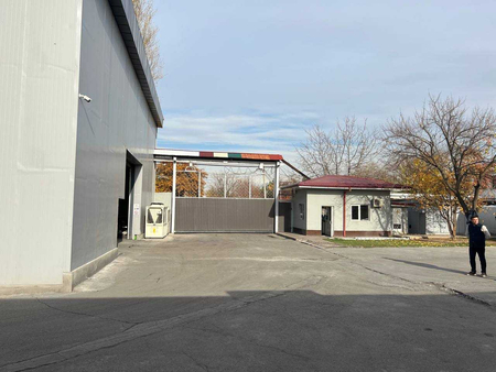 Продаётся завод 52 соток, Юнусабадский район улица Самара