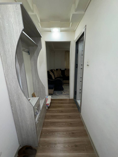 Продается 1(2)/1/4 Дубовая,Яшнабадский р-он балкон 2х6