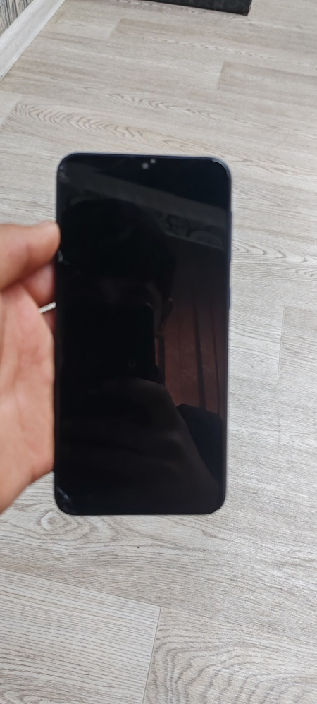 Samsung a10 sotiladi