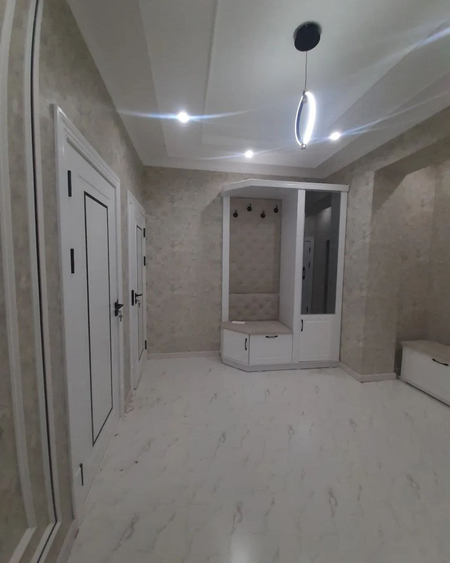 Продаётца 3 комнотная квартира 82 квадрат 3 -етаж.адрес смарт сити