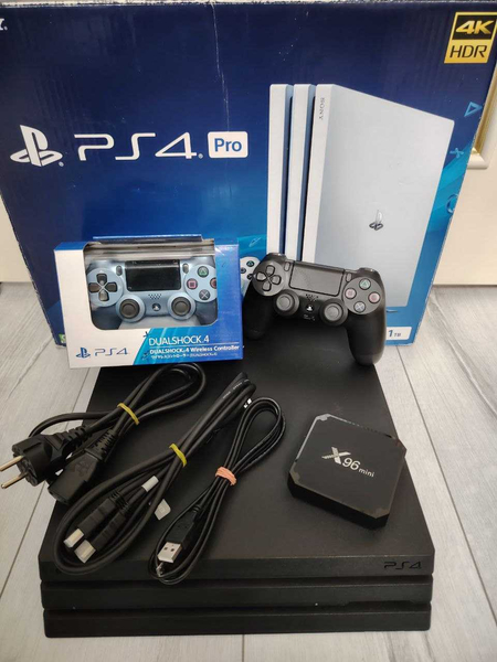 PlayStation 4 PRO