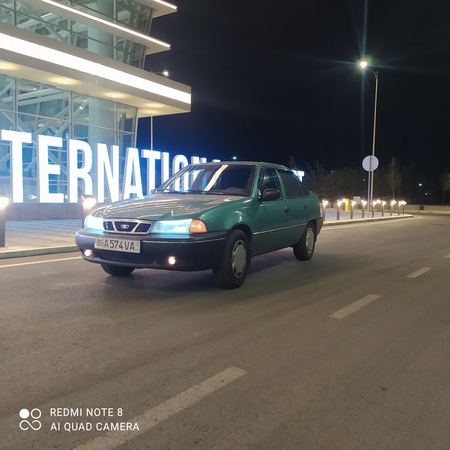 Nexia 1 2001 yil luks