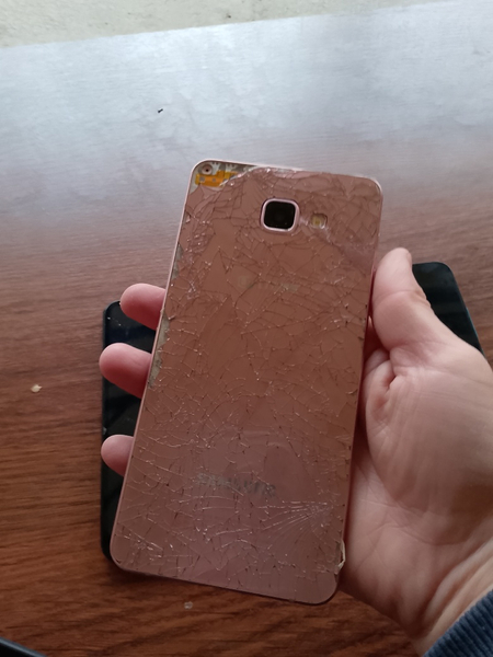 Zapchastga telefonlar