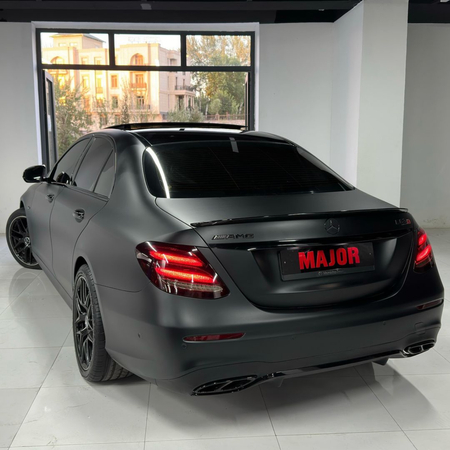 Mercedes Benz W213