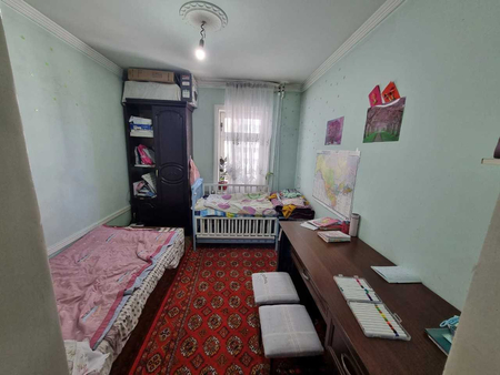 Срочно Продаю квартиру на Шахристанской 3 ком перед в 4 ком. 7/9