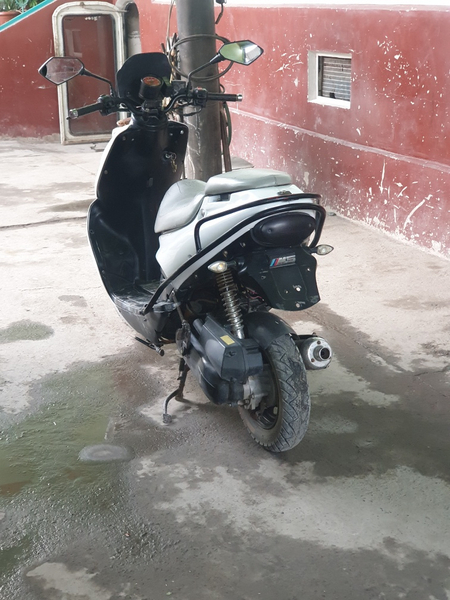Sukuter sotilad  binzinli