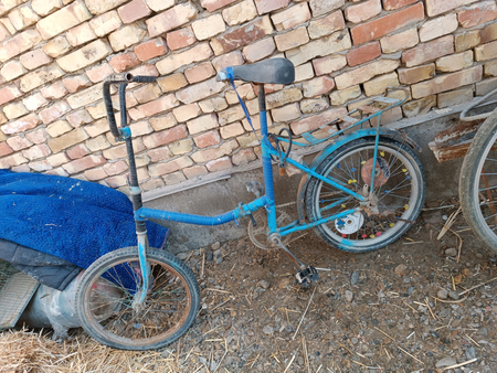 Velosiped sotiladi yurib turbdi kamciligi yo