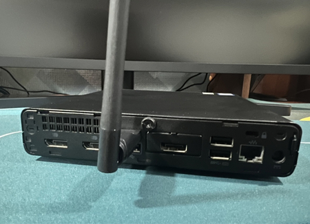 HP Elite Desk  i3-8100T, 3,10Ghz. RAM 8GB, SSD 256GB