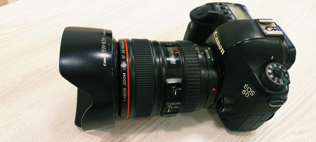 Canon 6d Sotiladi xolati idial 
Complect 24-105 Abyektiv 
2 ta batary