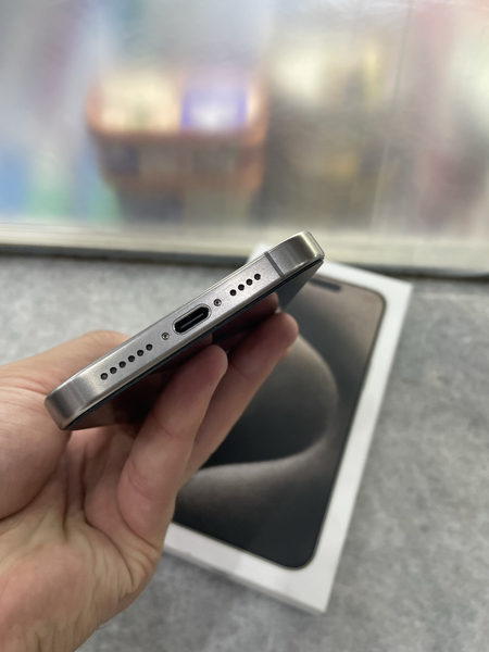 Iphone 15pro max 256gb