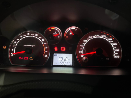 Chevrolet nexia 3 sotiladi