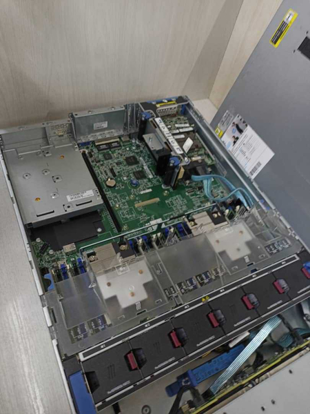 Сервер HP DL380 3.5 G9 2680v4 x2/128gb 32gb x4/Raid P840 4gb/800w.