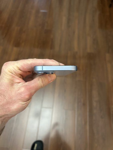 iPhone 14 256GB Blue icloud