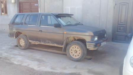 Nissan Terrano I