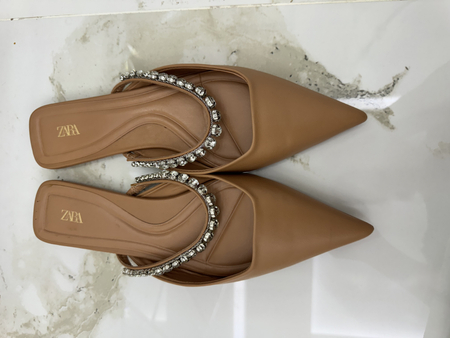 Обувь от Zara
