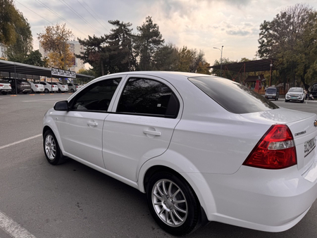 Nexia 3 aftomat 85000 km