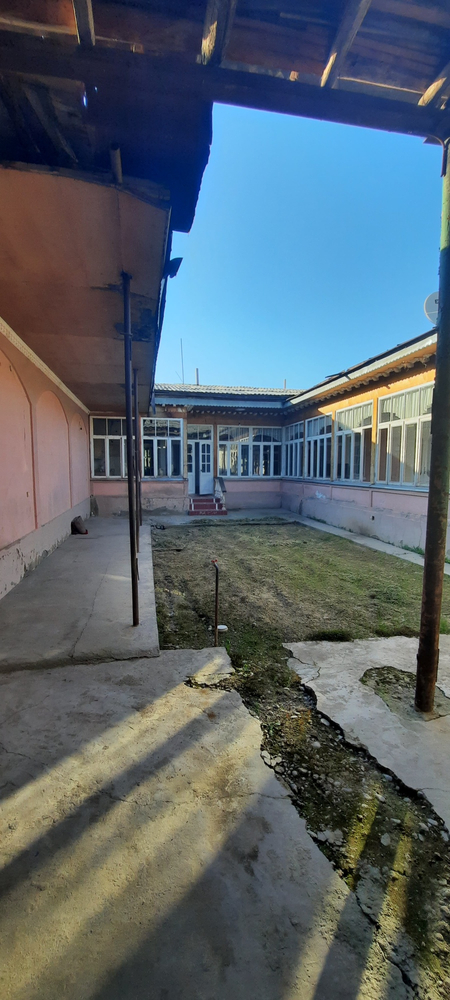 Дурмон 3.5сот 6хона.