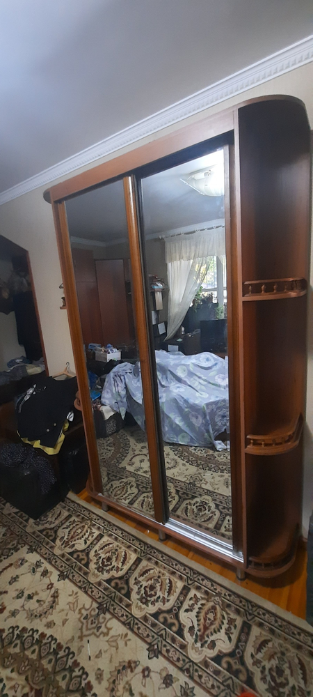Продам шкаф-купе в хорошем состоянии.