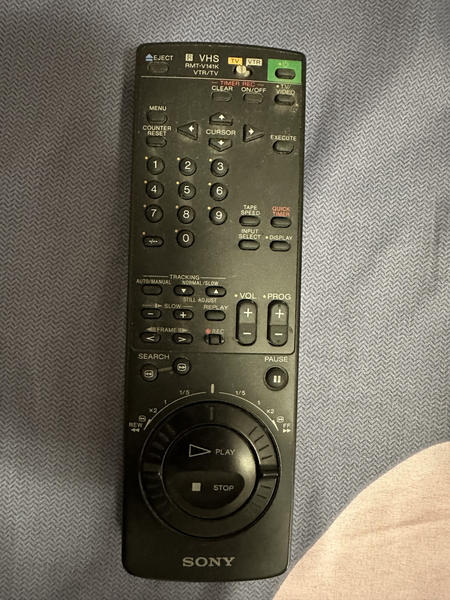 Видеомагнитофон Sony