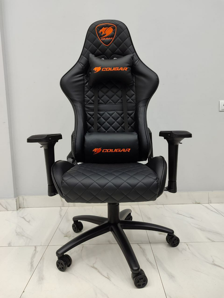 Компьютерные игровые кресла, Геймерское кресло Cougar black comfort