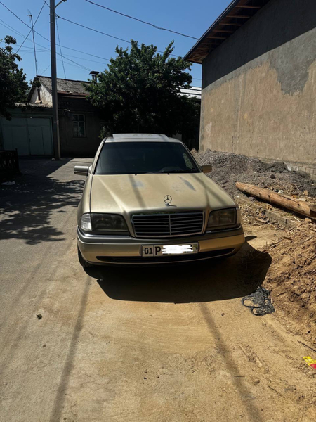 Mersedes-benz c180 продается