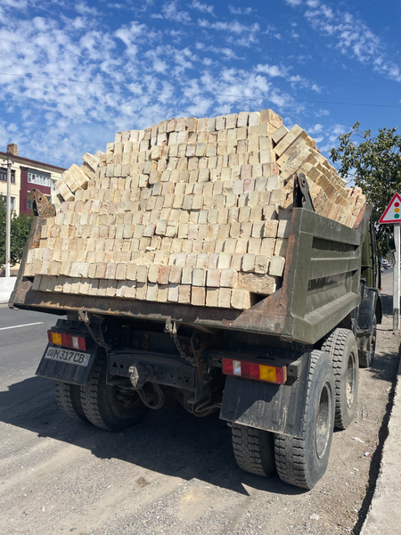 Пиштган гишт  1100 дан сони ва сифати алло даражада