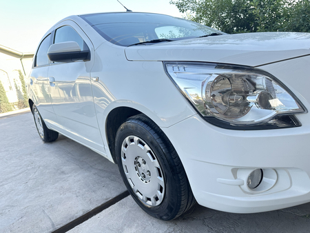 COBALT LTZ M/T mexanika 3 pozitsiya sotiladi. 2013 yil