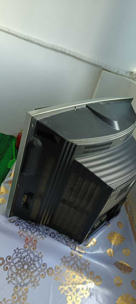 Lg tv sotiladi tel qiling kelishamiz 300ming