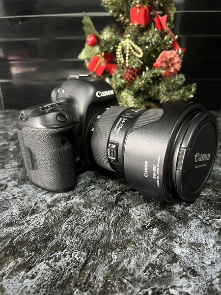 Продаю canon 5D Mark 4