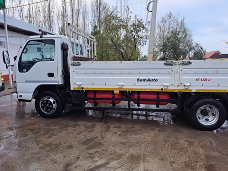Isuzu sotiladi yurgani 57000km gaz