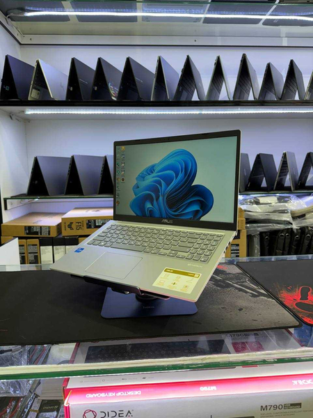 Asus VivoBook i5-1135G7/8GB DDR4/1TB/15.6
