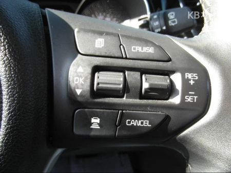 KIA CARNIVAL 2016 2 поз, мокрый, тоза, 124 минг пробег