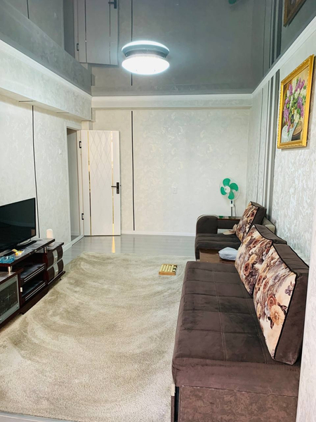 Продается 2 ком квартира Ц-6 с ремонтом с обстановкой срочно