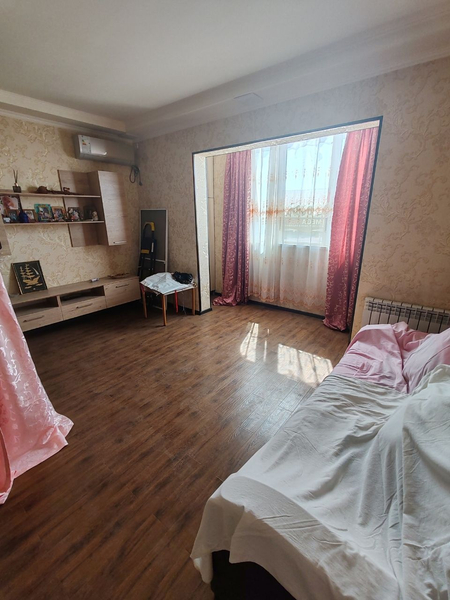 1в2/8/9 Кадышева базар
