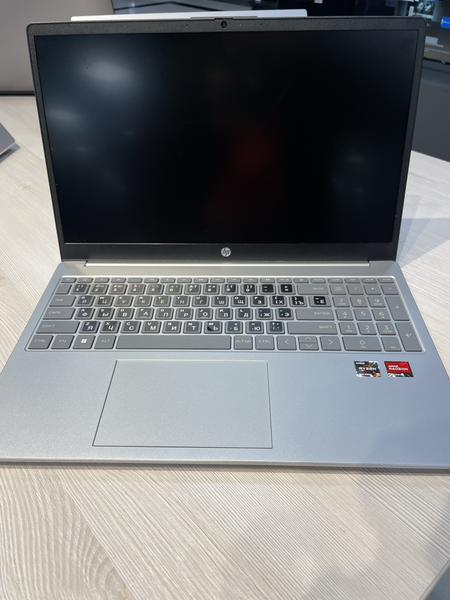 Noutbook hp r5-7520u
