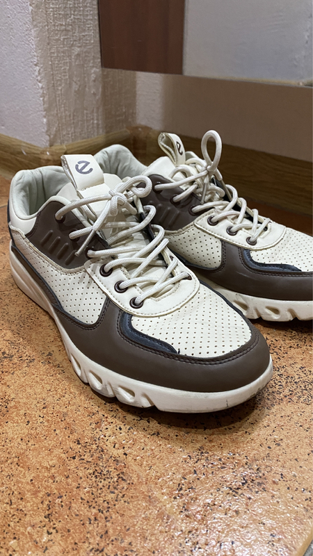 Кроссовки ECCO 41