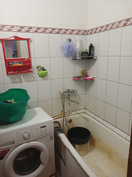 Kvartira sotiladi 6mk da 2 xonalik