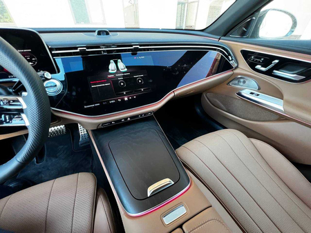 Mercedes benz E200